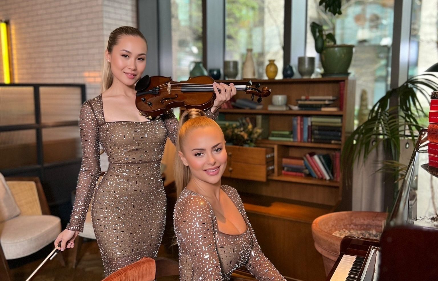 THE SAPPHIRE DUO - Amie True Musicians